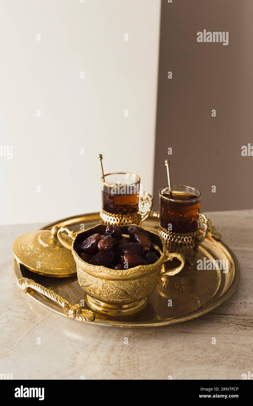 Saudi dates and tea hi-res stock photography and images - Alamy