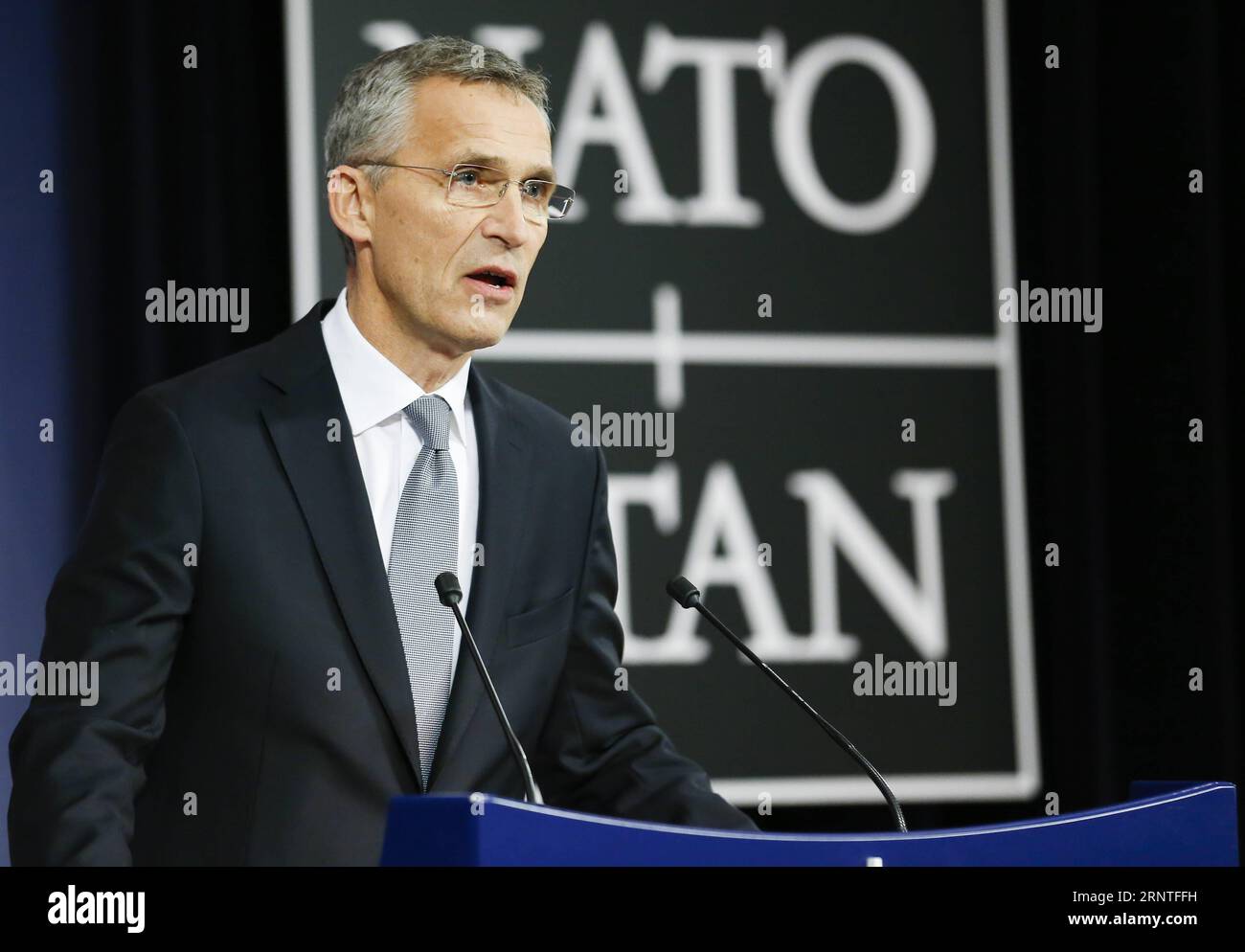 Agreeto hi-res stock photography and images - Alamy