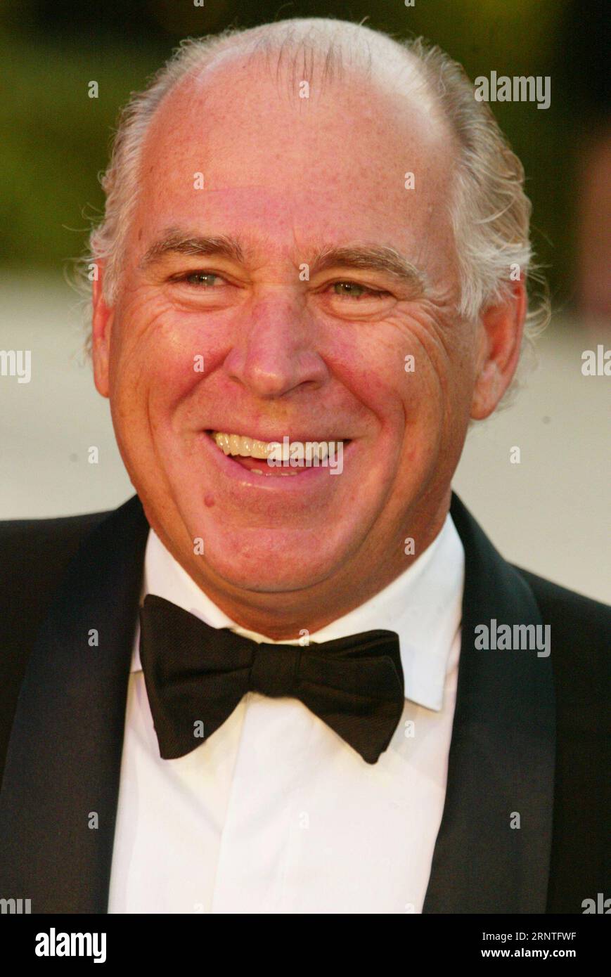 Jimmy Buffett attends the Vanity Fair Oscar Party at Mortons in West ...