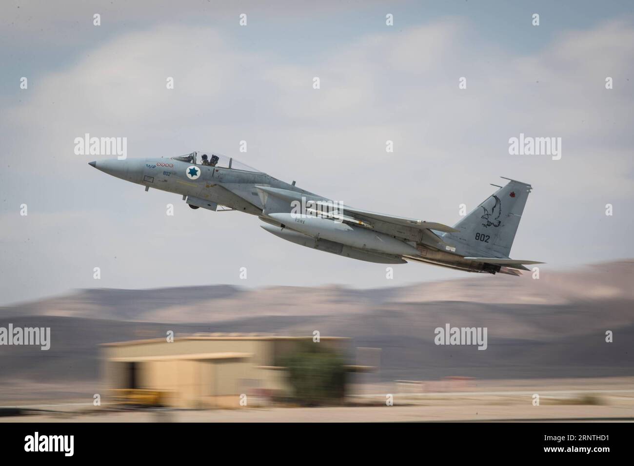 (171110) -- UVDA AIR BASE, Nov. 10, 2017 -- An Israeli F-15 jet fighter ...