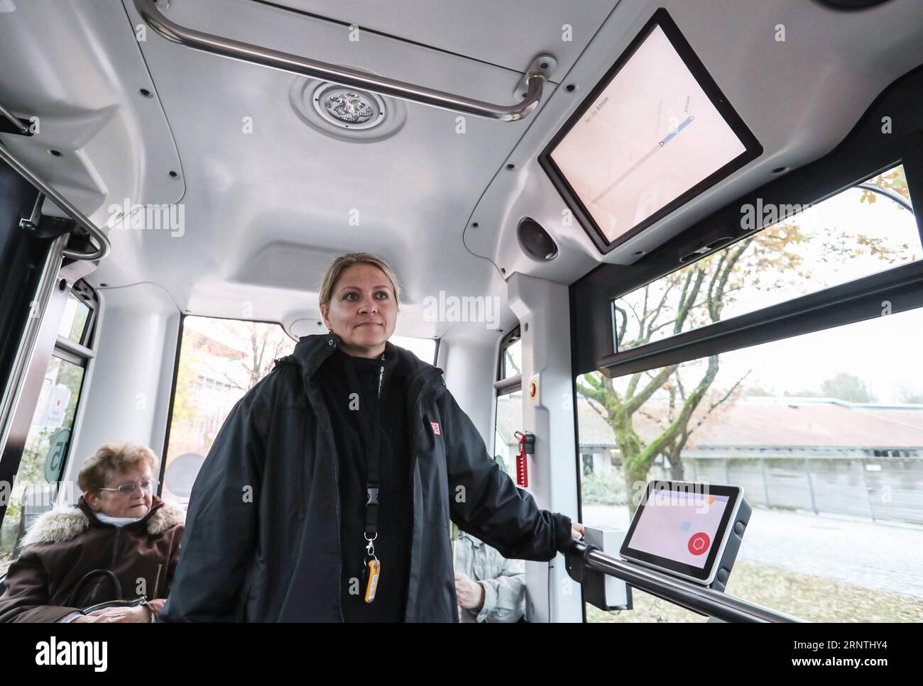 (171111) -- BAD BIRNBACH, Nov. 11, 2017 -- A staff member watches the ...