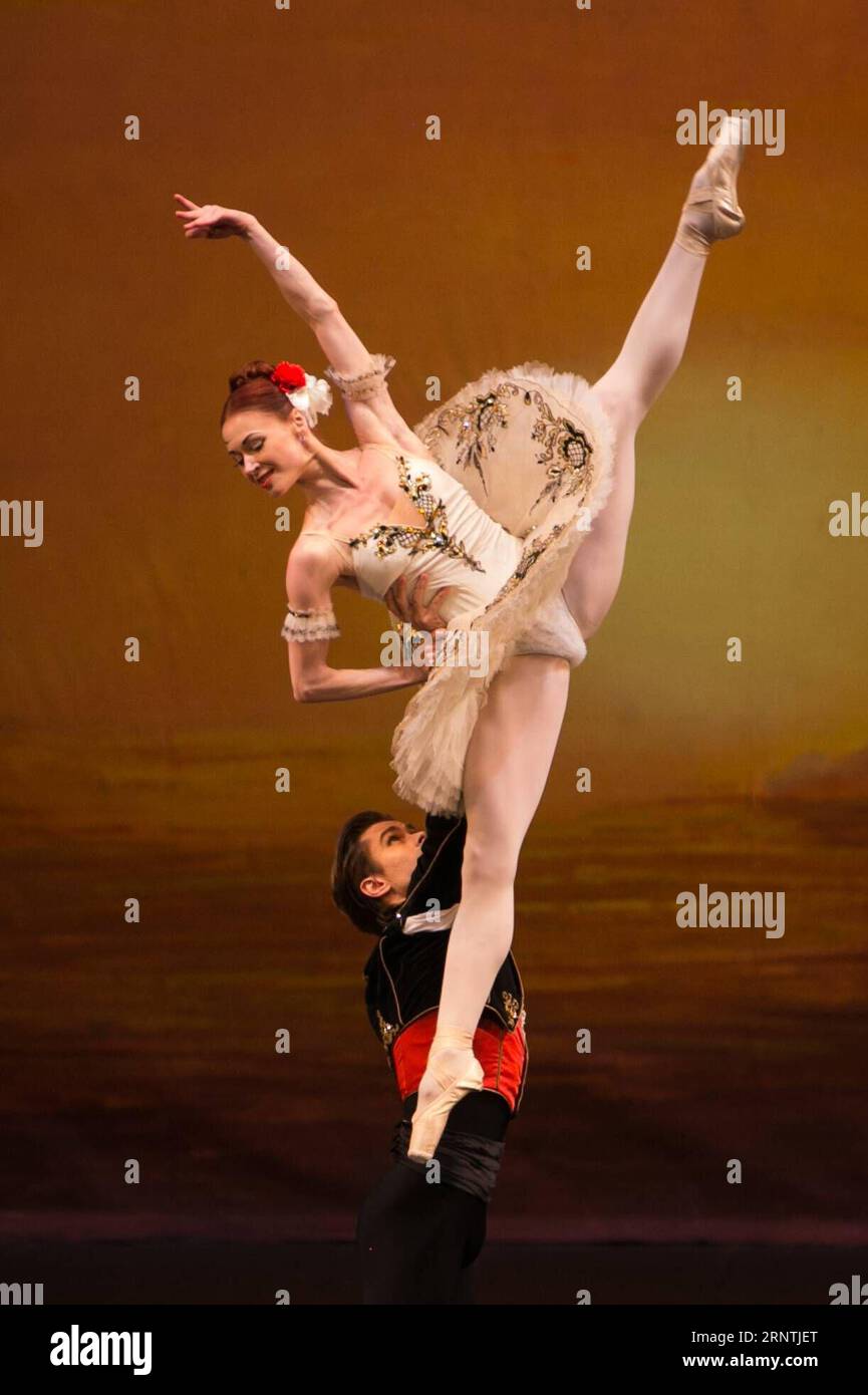 Russian ballet dancers hi-res stock photography and images - Alamy