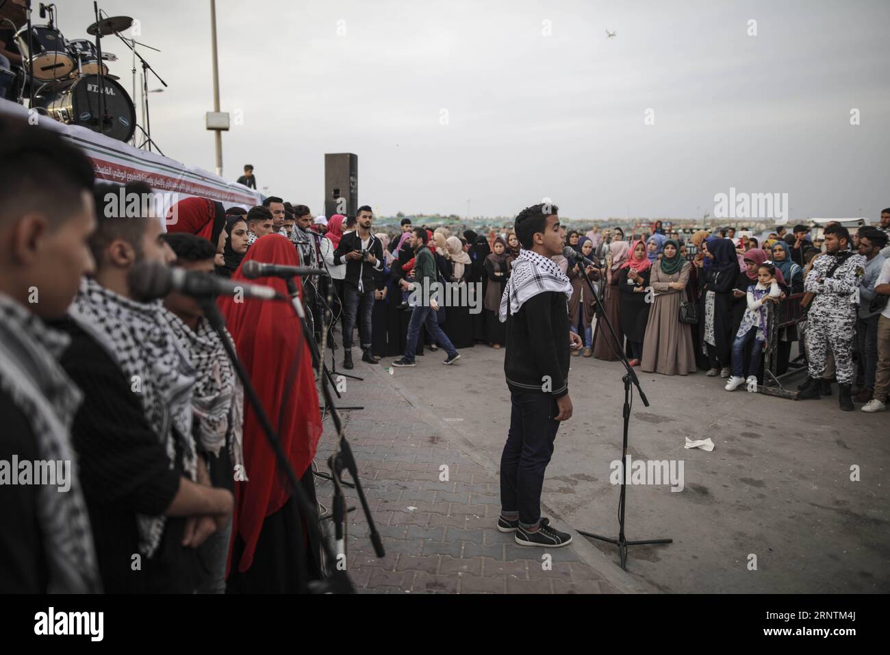 Palestinian music hi-res stock photography and images - Alamy