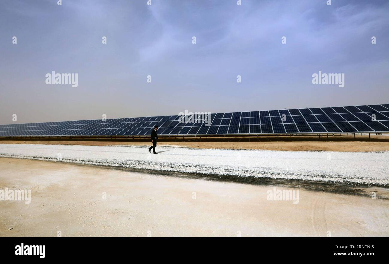 Solar project jordan hi-res stock photography and images - Alamy