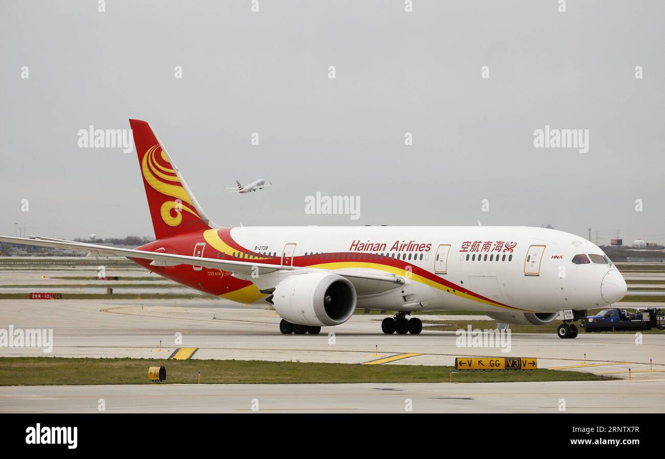 (171122) -- CHICAGO, Nov. 22, 2017 -- China s Hainan Airlines Flight ...