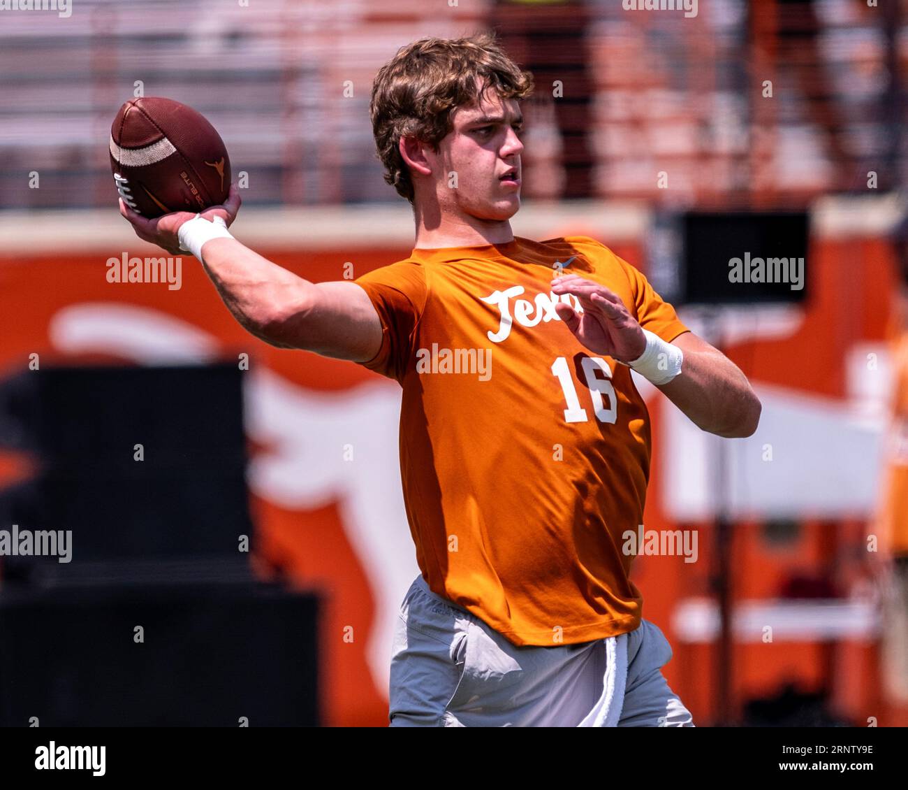 Austin, USA. 02nd Sep, 2023. Sept 2, 2023. Arch Manning #16 of the ...