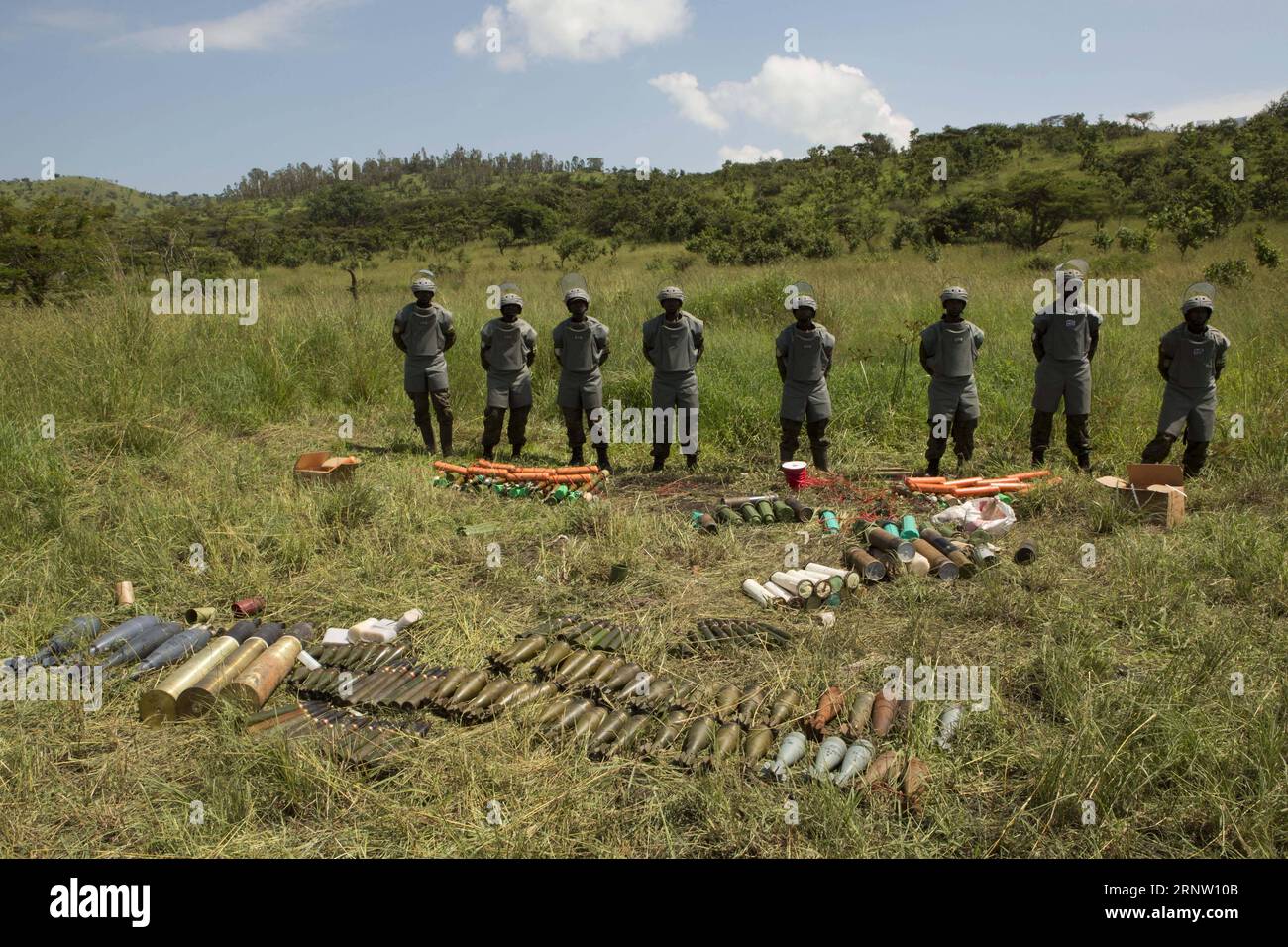 (171127) -- GATSIBO(RWANDA), Nov. 27, 2017 -- Rwanda Defence Forces ...