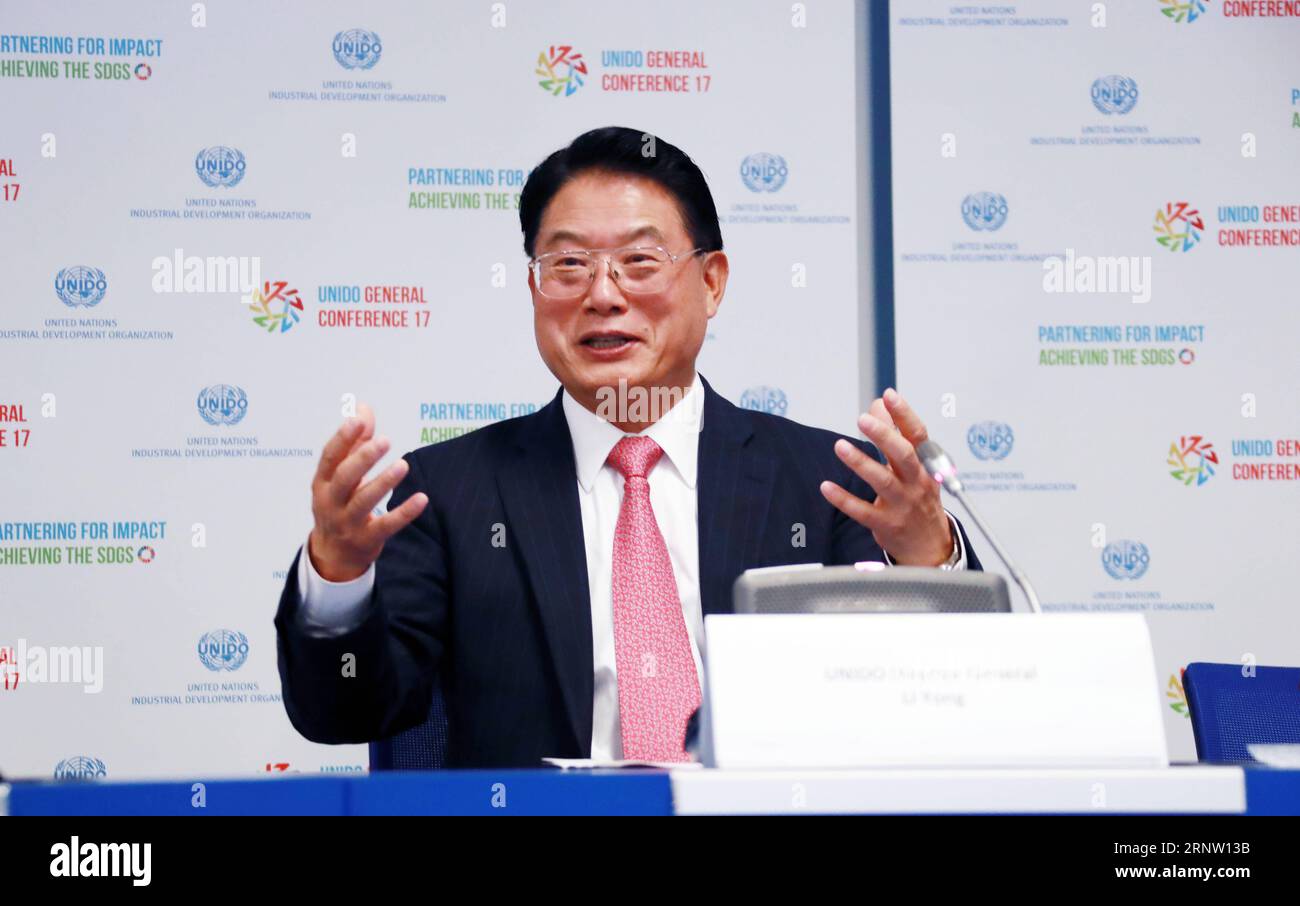 Li yong li yong unido hi-res stock photography and images - Alamy