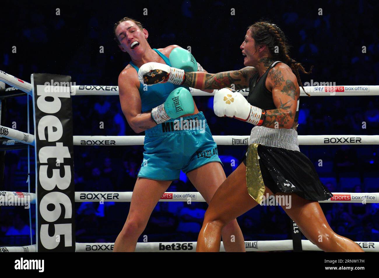 Silvia Bortot (right) strikes Mikaela Mayer in the Super-Lightweight ...