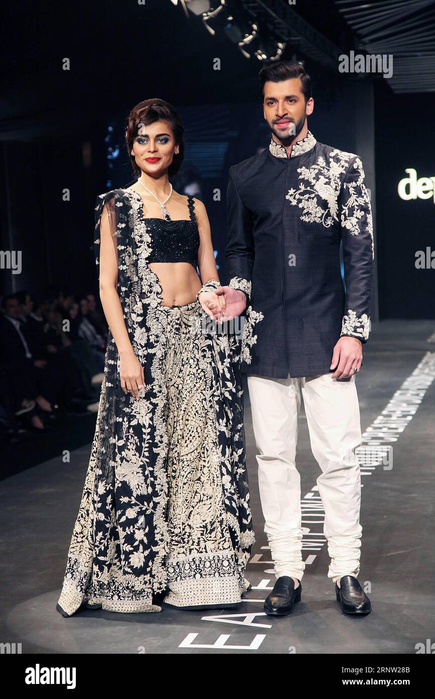 Pakistani fashion show hi-res stock photography and images - Alamy