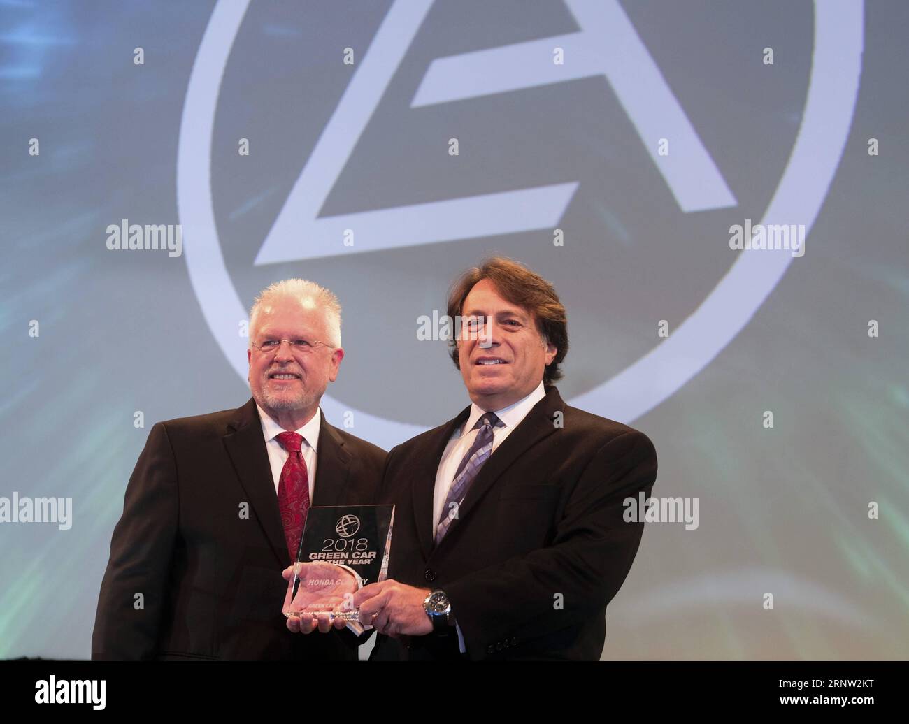(171130) -- LOS ANGELES, Nov. 30, 2017 -- Ron Cogan (L), editor and ...