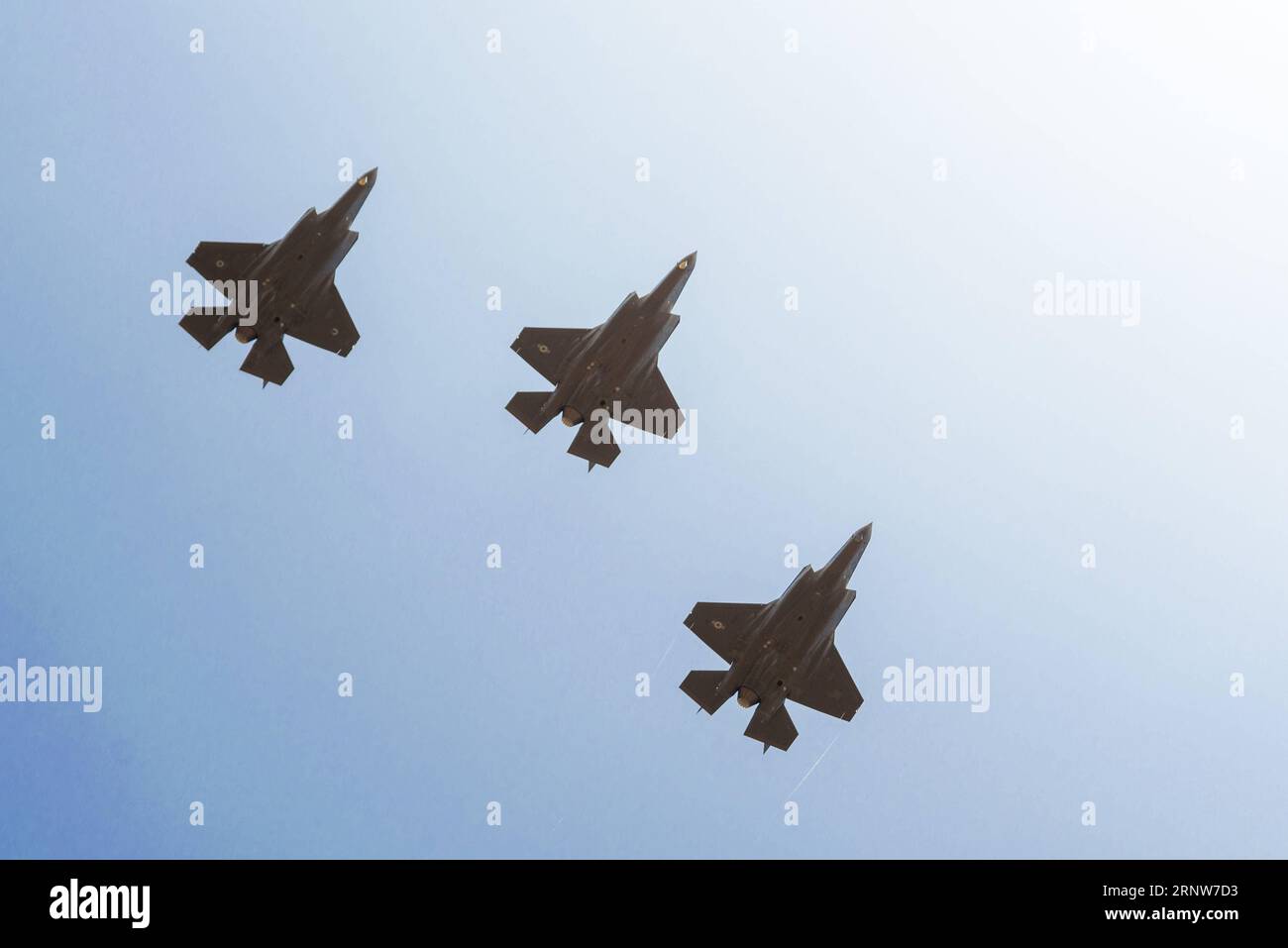 (171206) -- TEL AVIV, Dec. 6, 2017 -- File photo of F-35 fighter jets ...