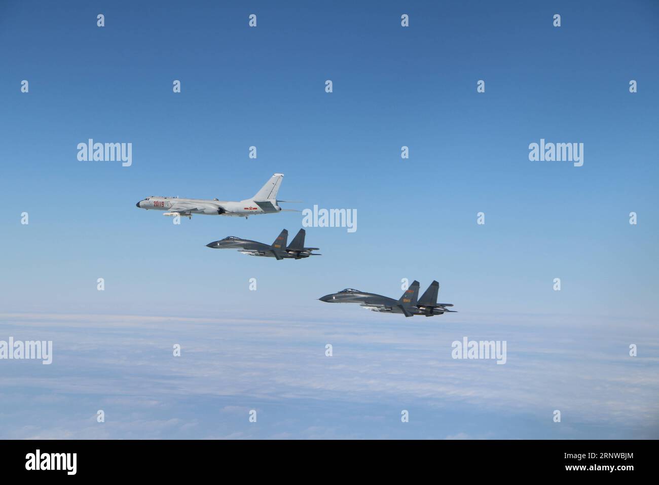 (171212) -- BEIJING, Dec. 12, 2017 -- Aircraft of Chinese air force ...
