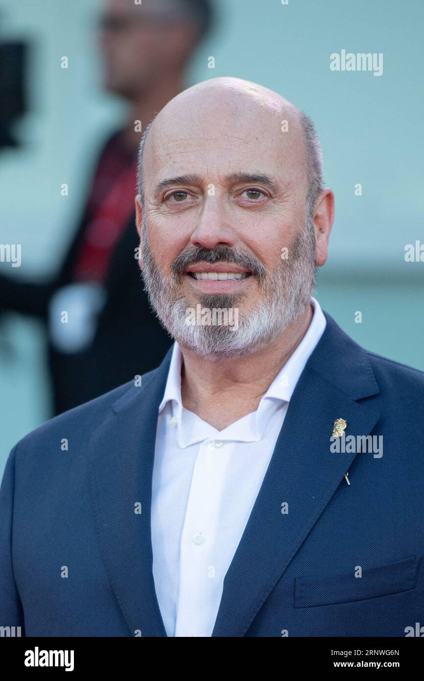 Mark bridges maestro hi-res stock photography and images - Alamy