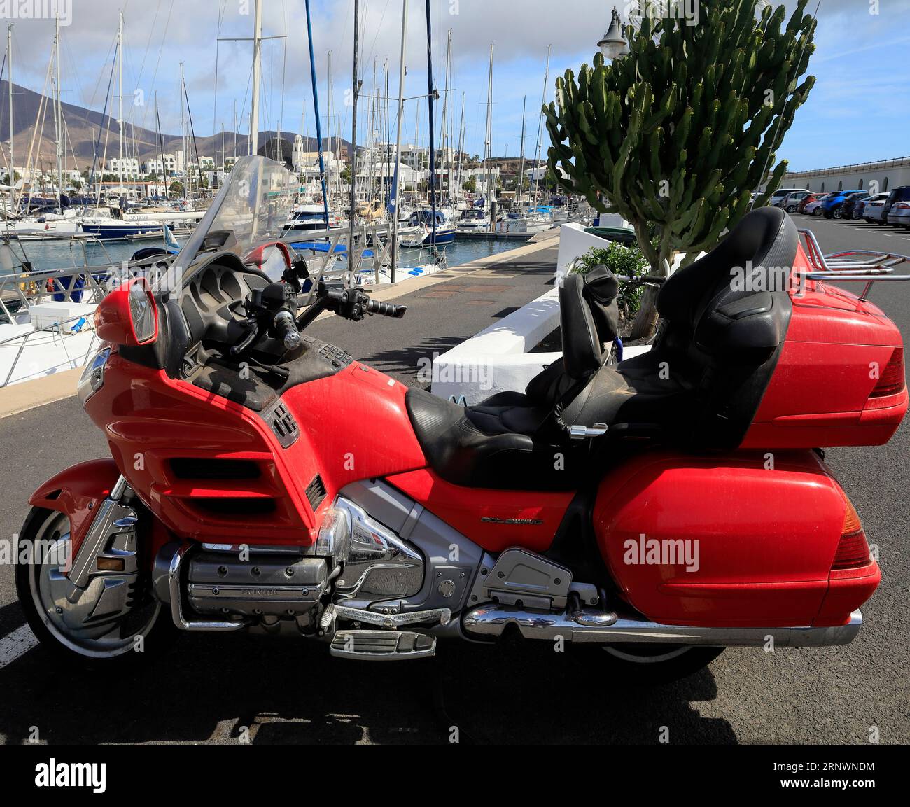 Honda blanca hi-res stock photography and images - Alamy