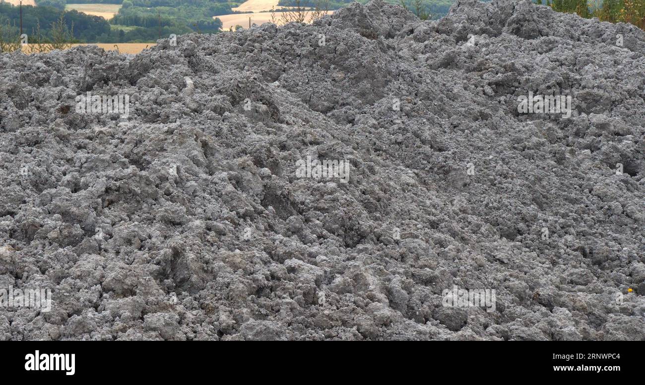 Sewage Sludge that will be used for Spreading in the Agricultural ...