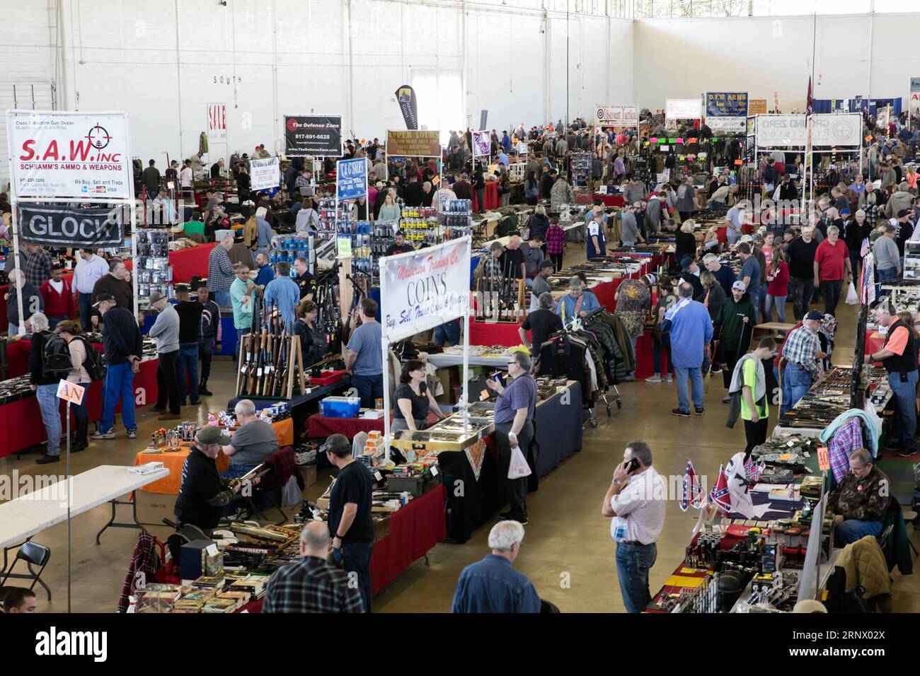 Texas gun show hi-res stock photography and images - Alamy