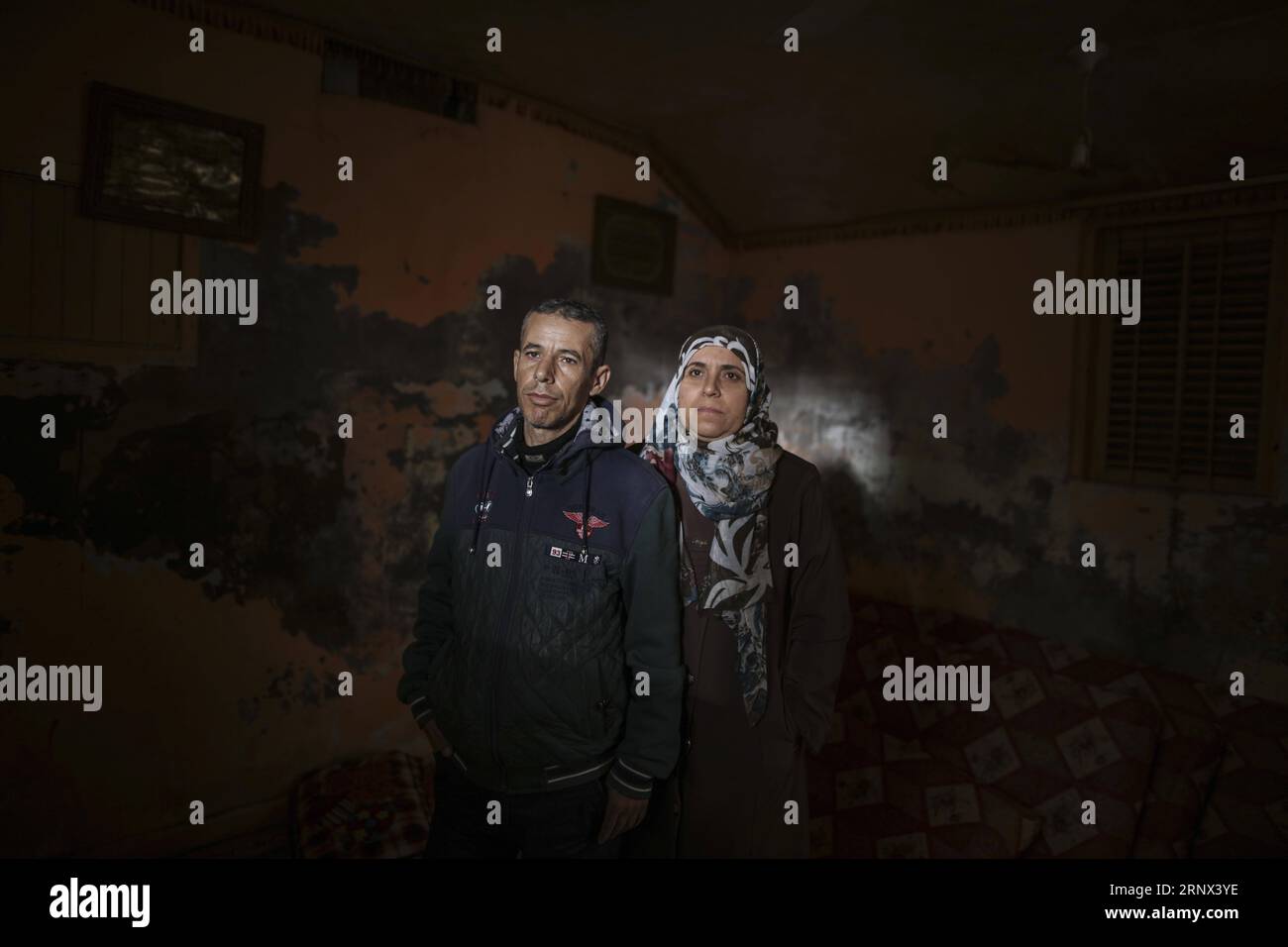 (180111) -- GAZA, Jan. 11, 2018 -- Palestinian couple Mahmoud (L) and ...