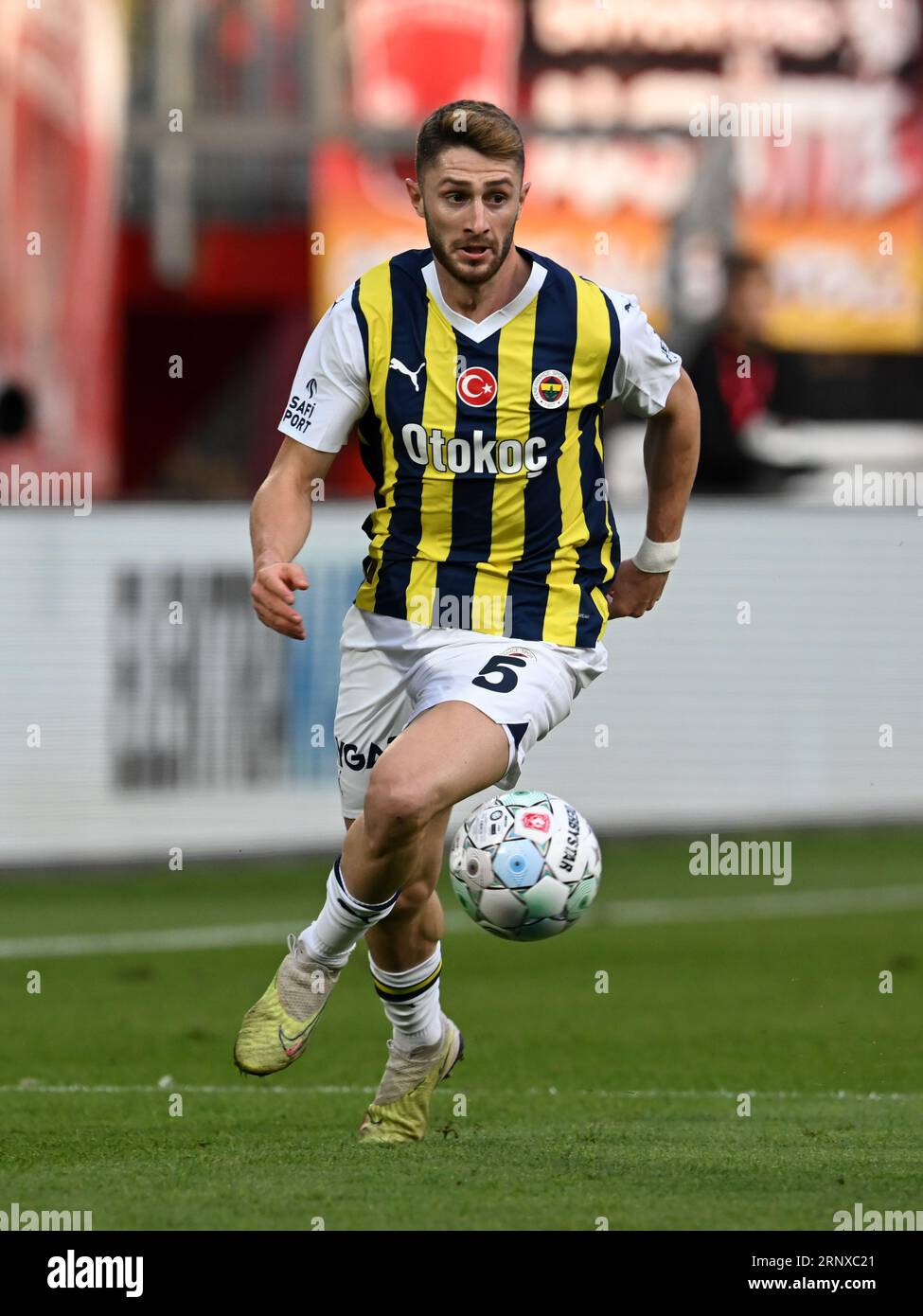 ENSCHEDE - Ismail Yuksek of Fenerbahce SK during the UEFA Conference ...