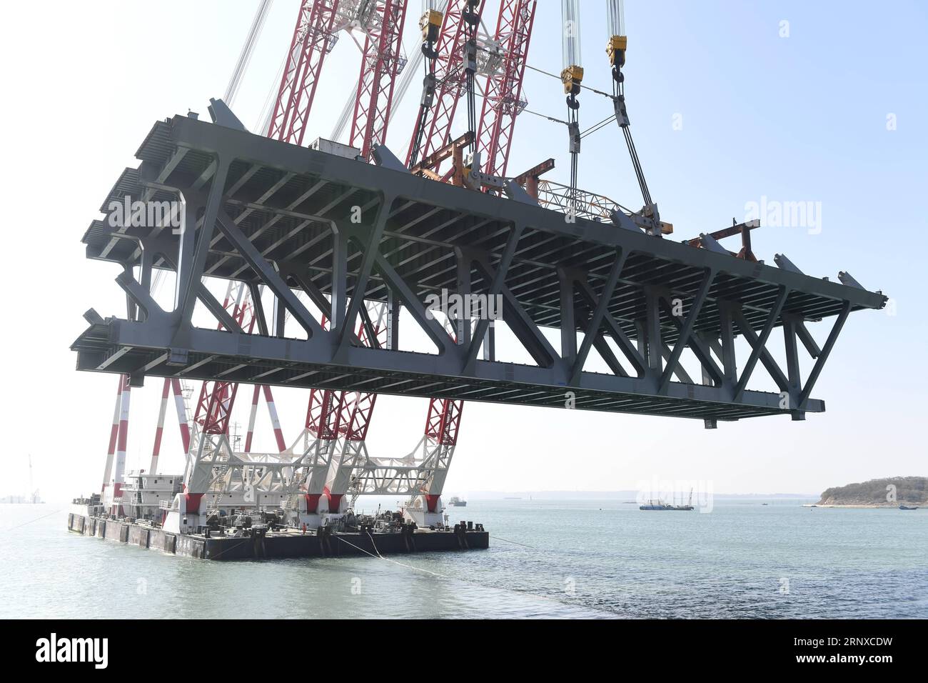 Floating expressway hi-res stock photography and images - Alamy