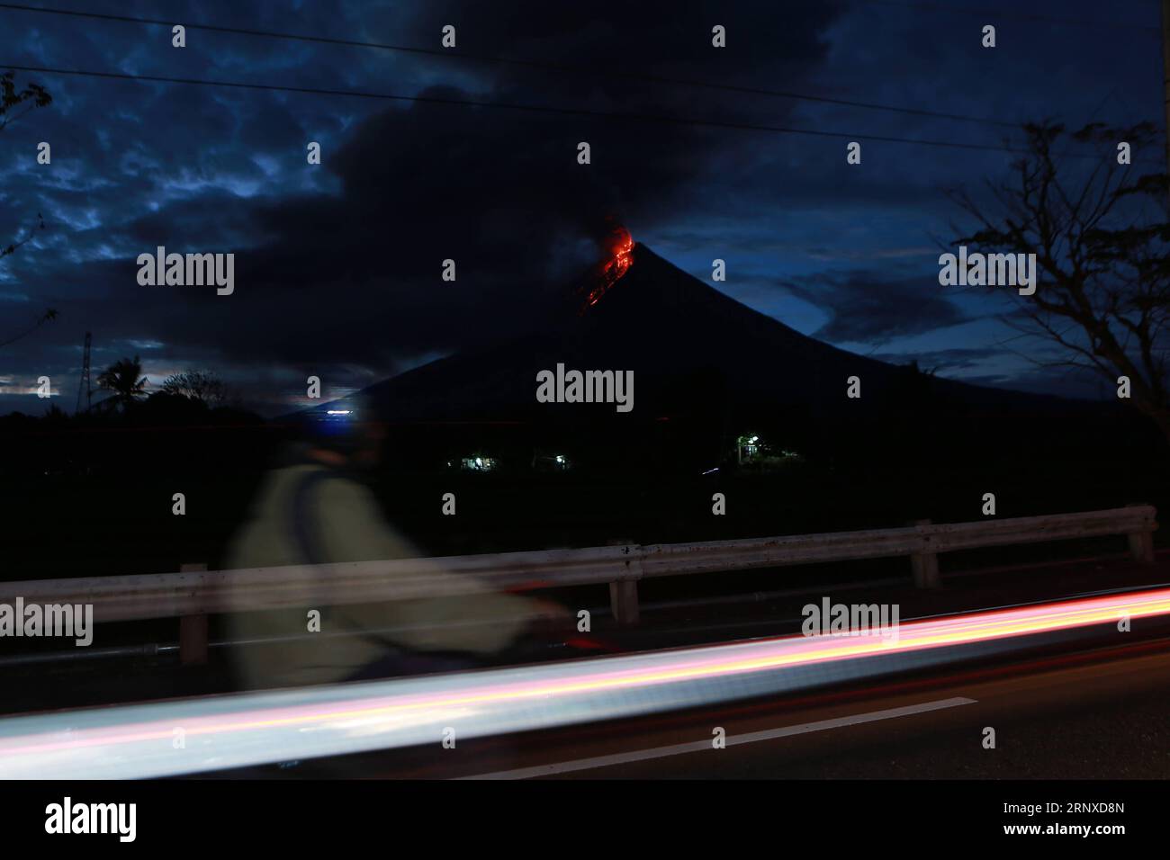 Mount mayon erupts in the philippines hi-res stock photography and ...