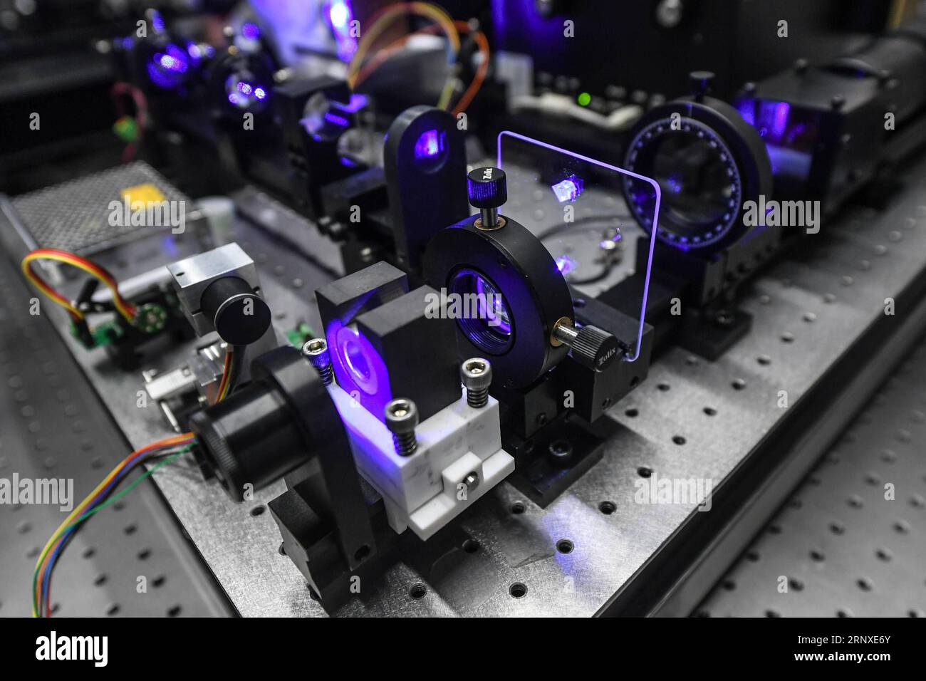 (180125) -- DALIAN, Jan. 25, 2018 -- Photo taken on Jan. 25, 2018 shows ...