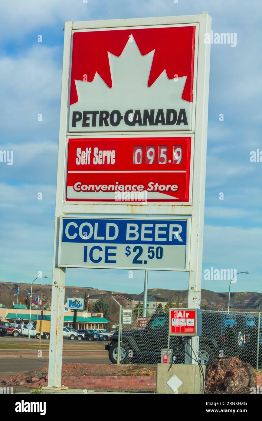 Signs in Drumheller, Alberta, Canada Stock Photo - Alamy