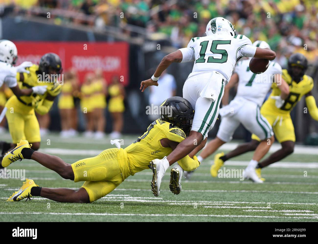 EUGENE, OR - SEPTEMBER 02: Oregon Ducks defensive back Tysheem Johnson ...