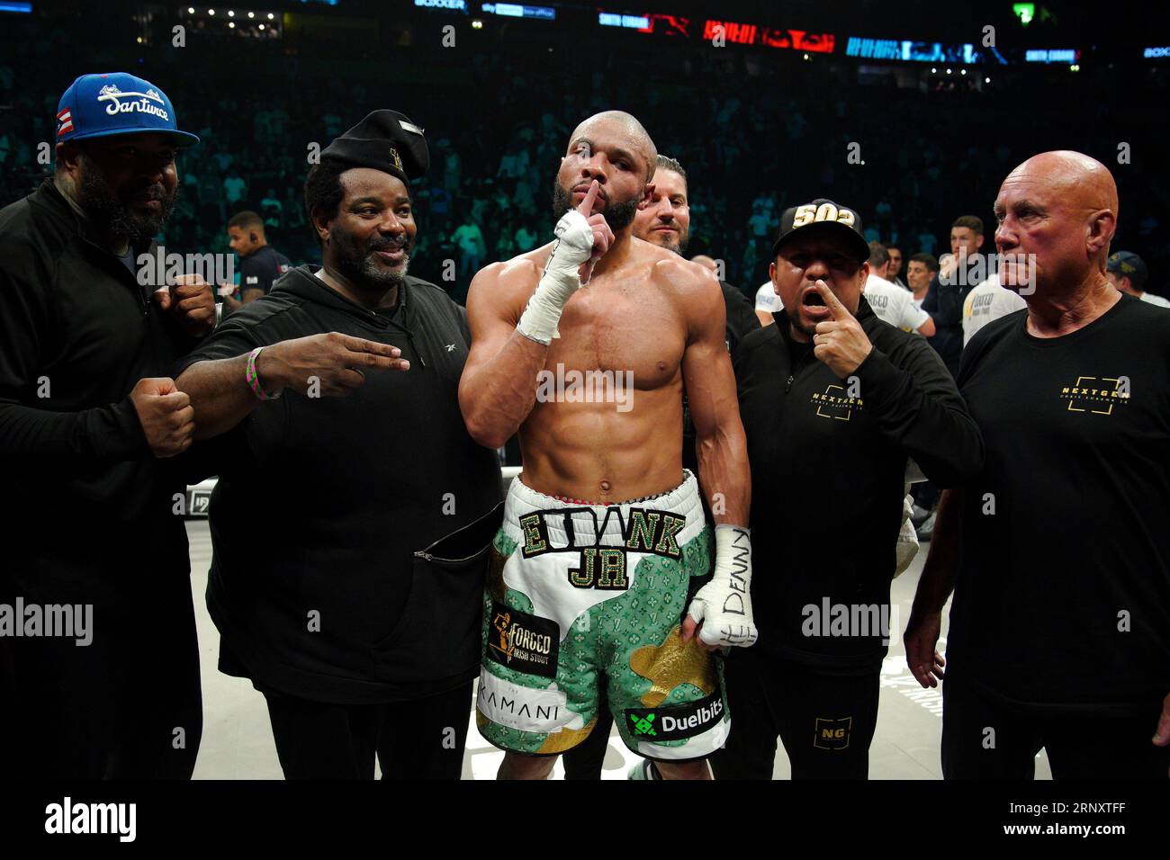 Liam smith and eubank fight hi-res stock photography and images - Alamy