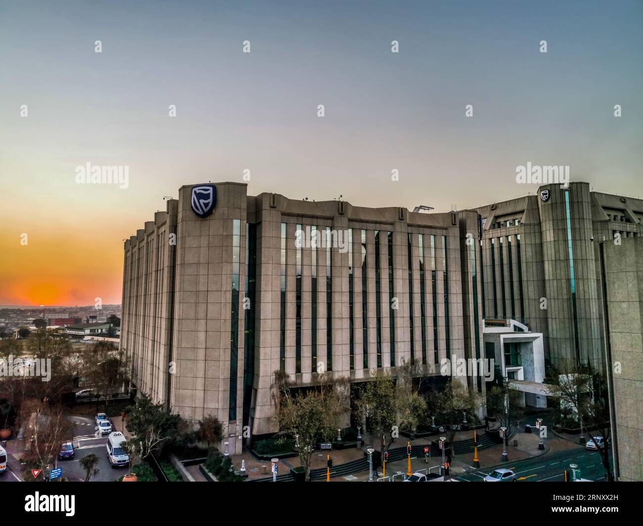 Beautiful and tall Standard bank buildings in Simmonds street Selby ...
