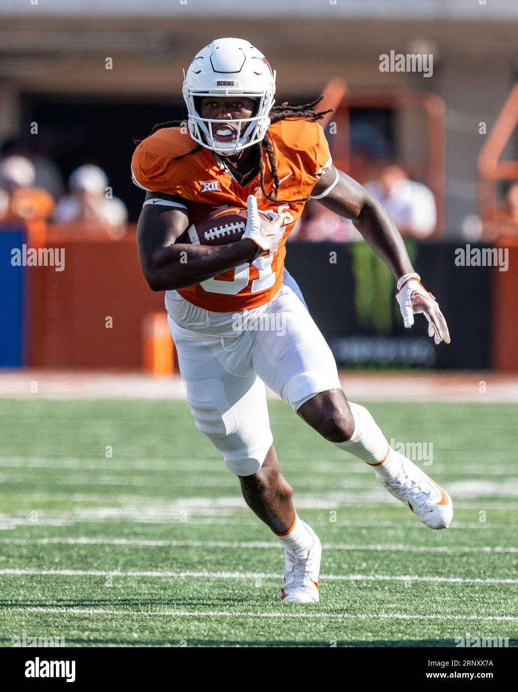 Sept 2, 2023. Juan Davis #81 of the Texas Longhorns in action vs the ...