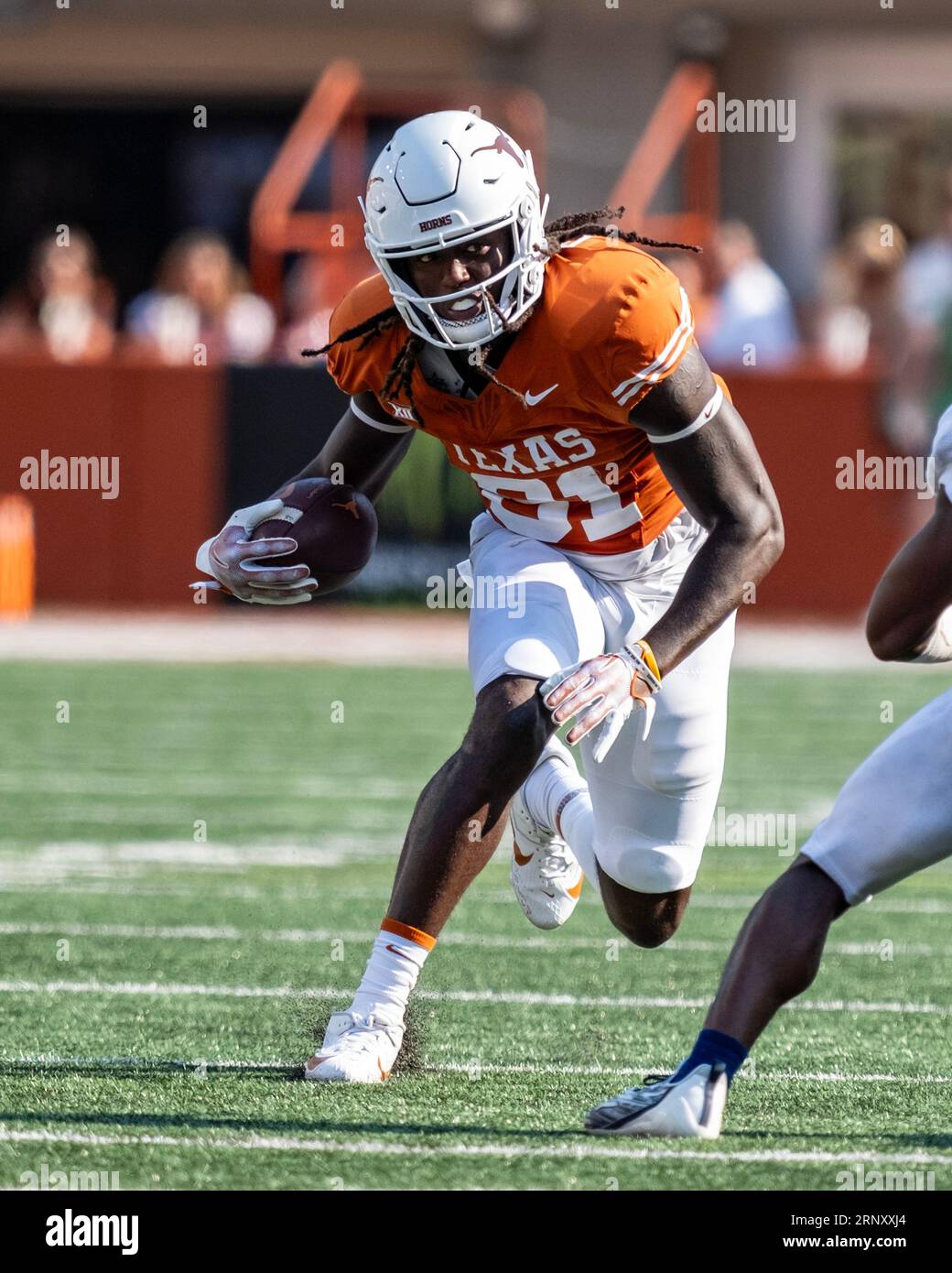 Sept 2, 2023. Juan Davis #81 of the Texas Longhorns in action vs the ...