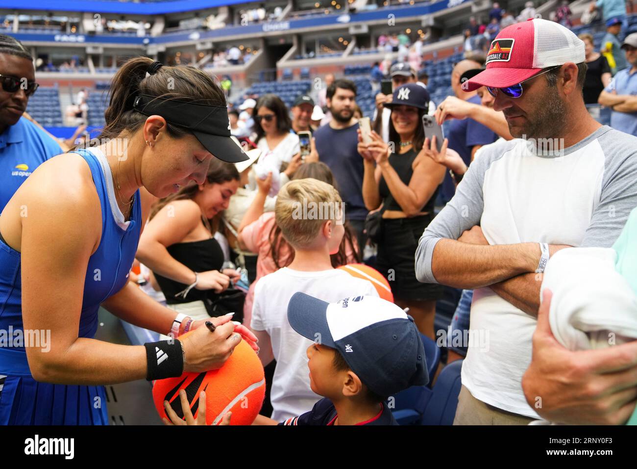 Jessica Pegula signs autographs for fans after a women's singles match ...
