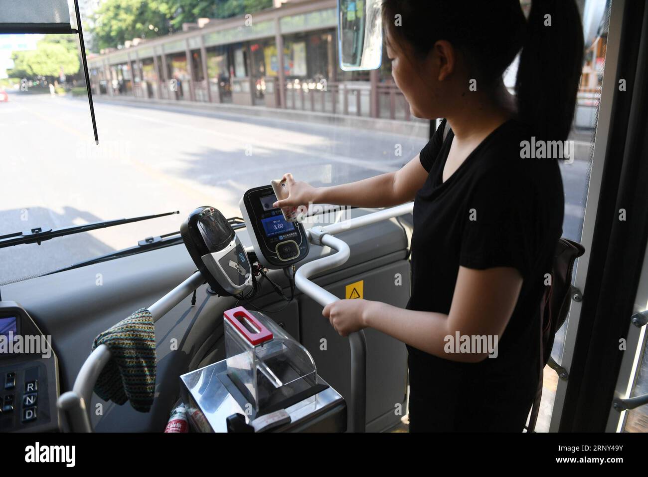 First bus app hi-res stock photography and images - Alamy