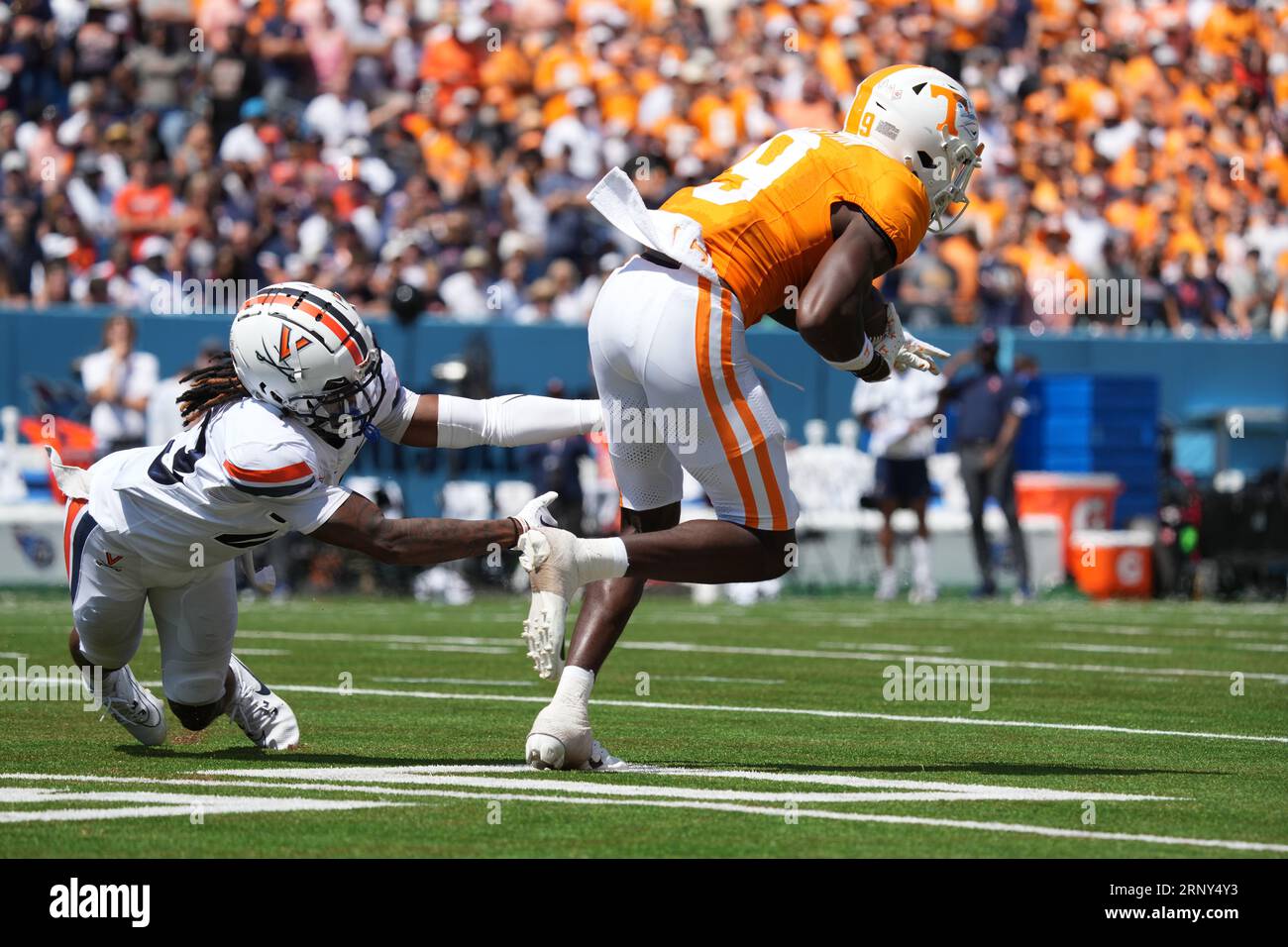 September 2, 2023: Ramel Keyton #9 of the Tennessee Volunteers runs ...