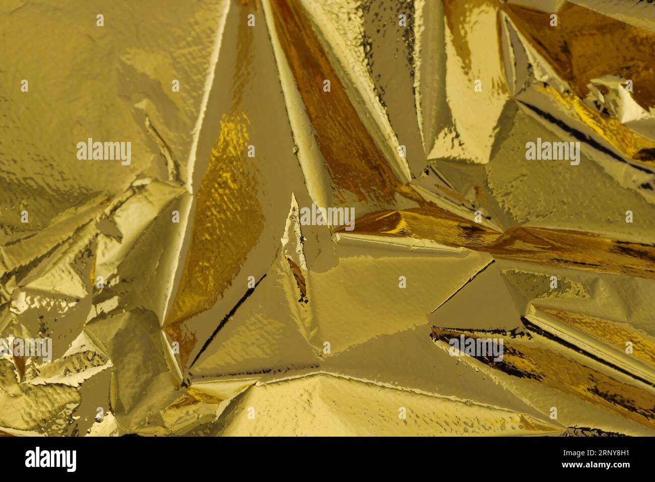 Edible gold sheet hi-res stock photography and images - Alamy