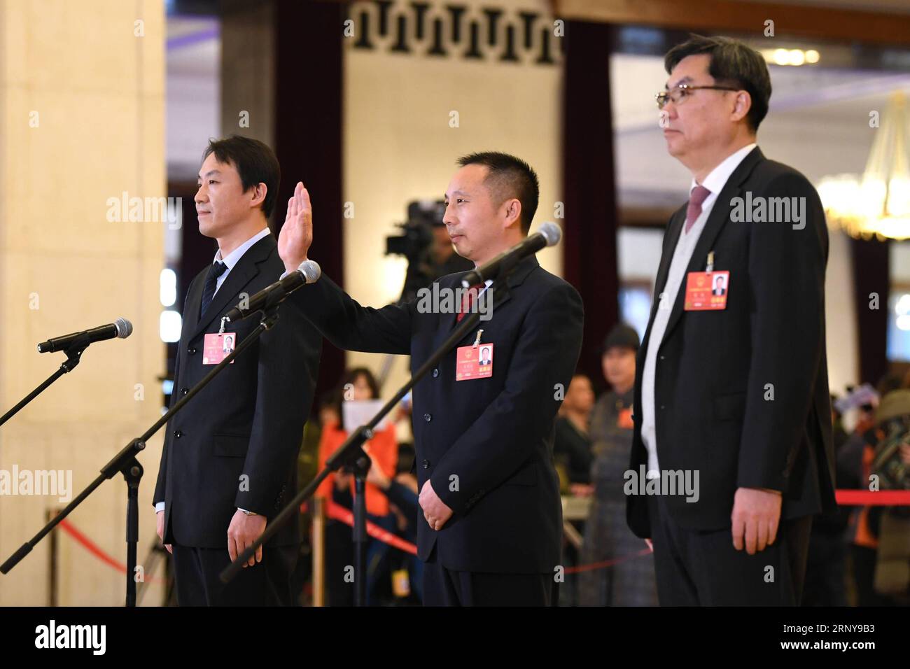 (180305) -- BEIJING, March 5, 2018 -- Chen Hong, Wang Jianqing and Guo ...