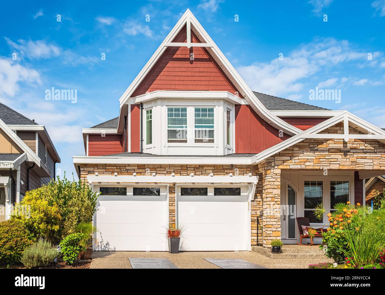 Elegant detached house with double garage. Big family house with double ...