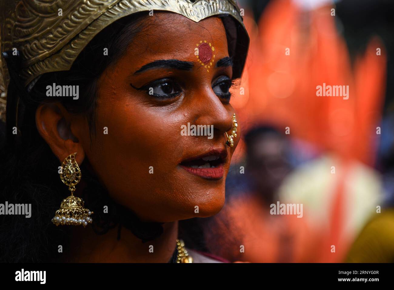 (180318) -- MUMBAI, March 18, 2018 -- Indian people wear traditional ...