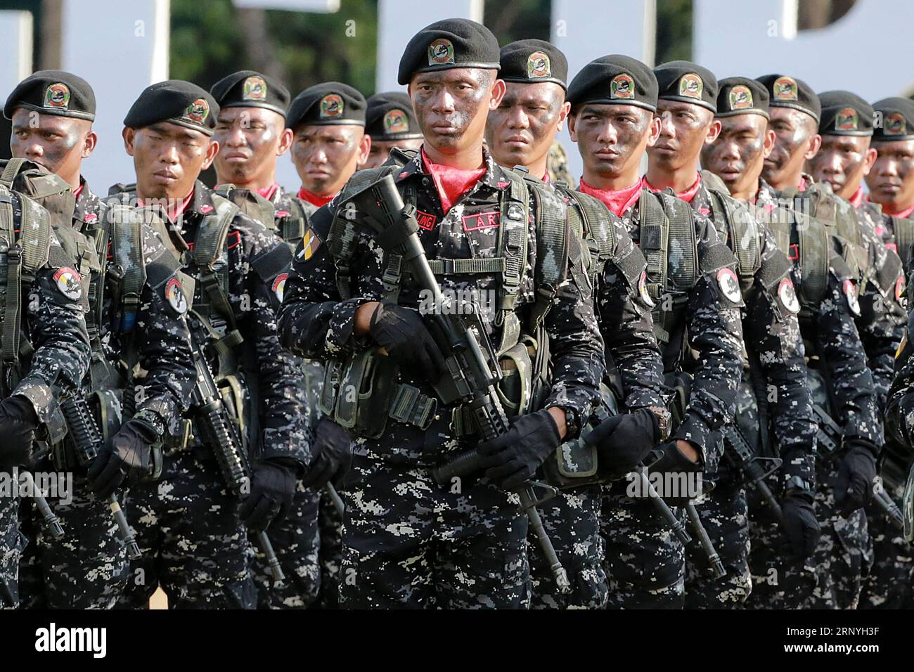 (180320) -- TAGUIG CITY, March 20, 2018 -- Soldiers stand in attention ...