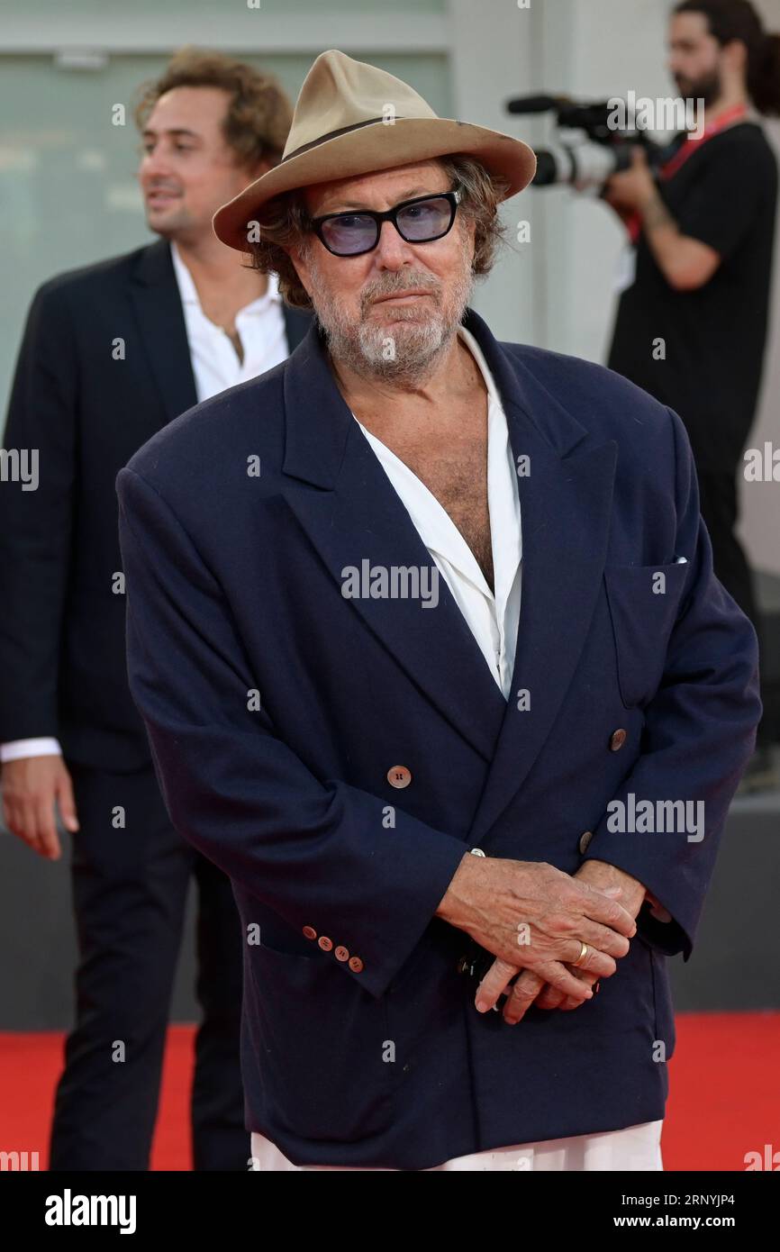 Venice Lido, Italy. 02nd Sep, 2023. Julian Schnabel attends the red ...