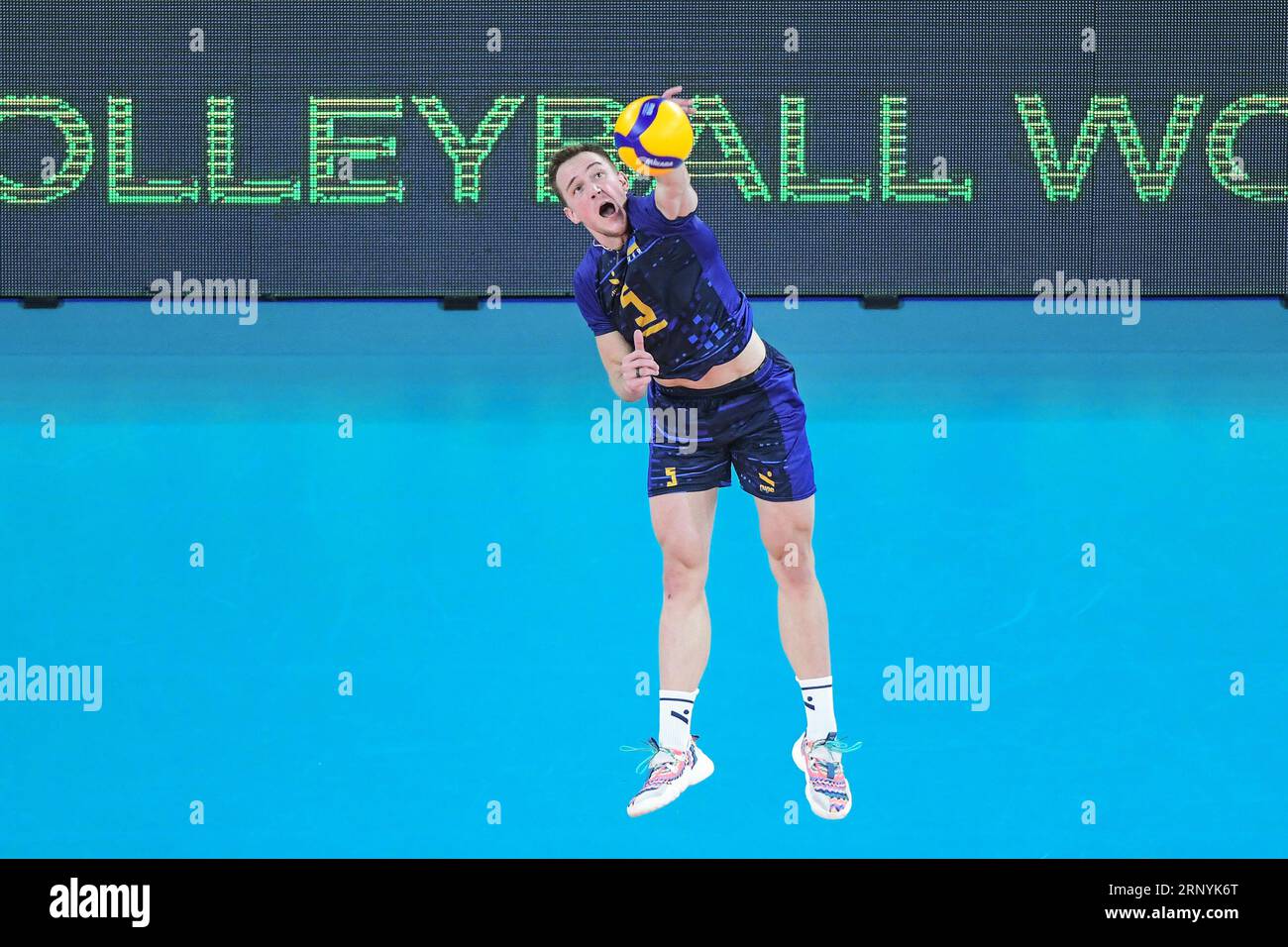 Oleh Plotnytskyi (Ukraine). Volleyball World Championship 2022. Quarter Finals Stock Photo - Alamy