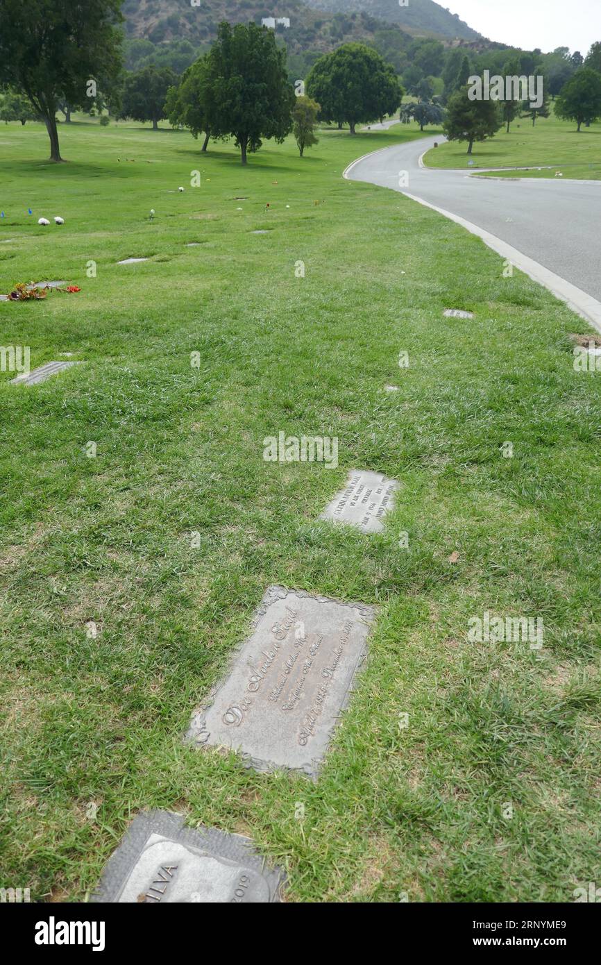 Los Angeles, California, USA 1st September 2023 Actress/model Doe Avedon Grave in Loving ...