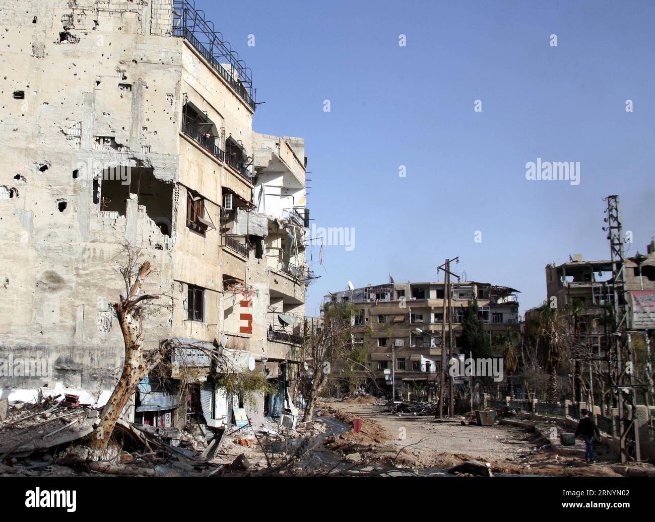 (180327) -- DAMASCUS, March 27, 2018 -- Photo taken on March 26, 2018 ...