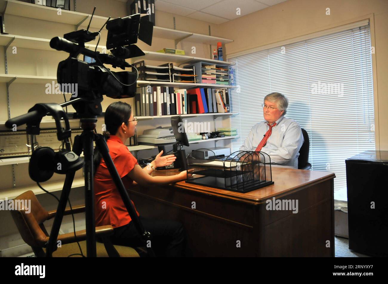 Economic theories hi-res stock photography and images - Alamy