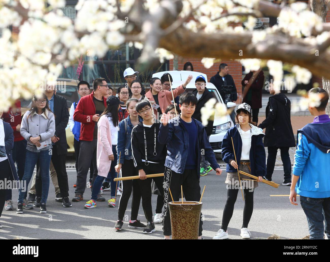 Touhu game hi-res stock photography and images - Alamy