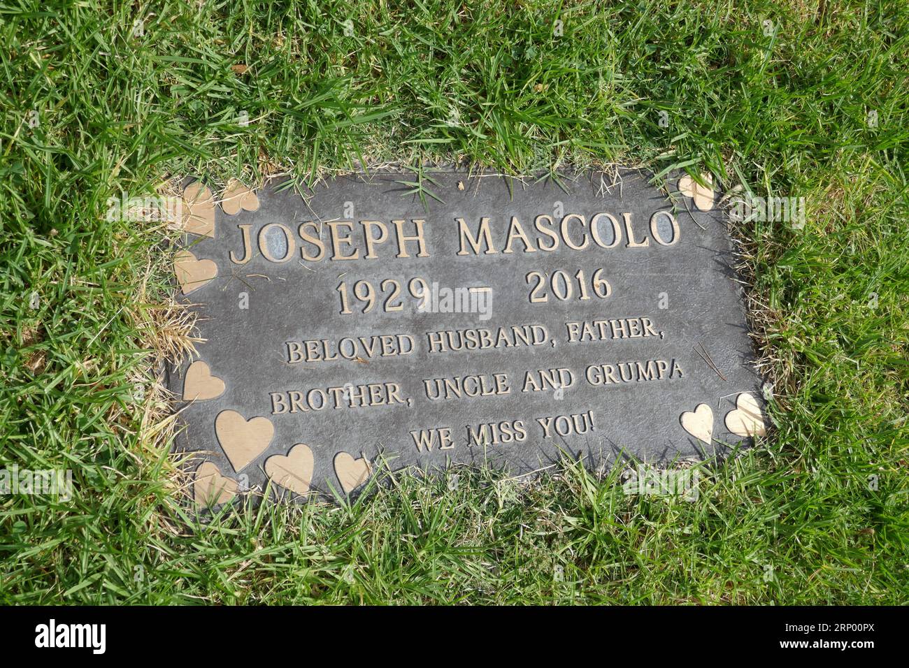 Joseph mascolo days of our lives hi-res stock photography and images ...