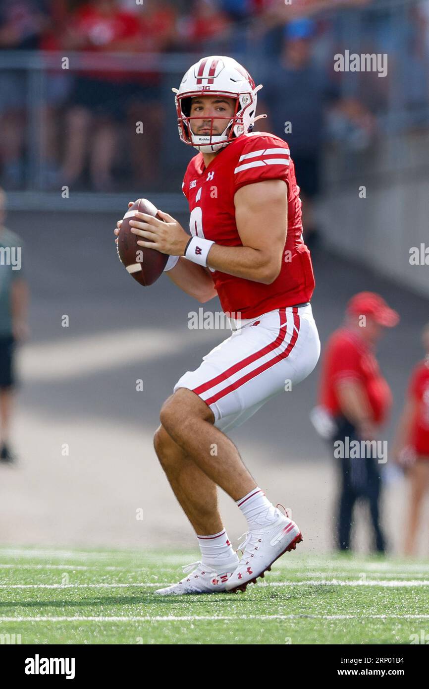 Madison, WI, USA. 2nd Sep, 2023. Wisconsin Badgers quarterback Tanner ...