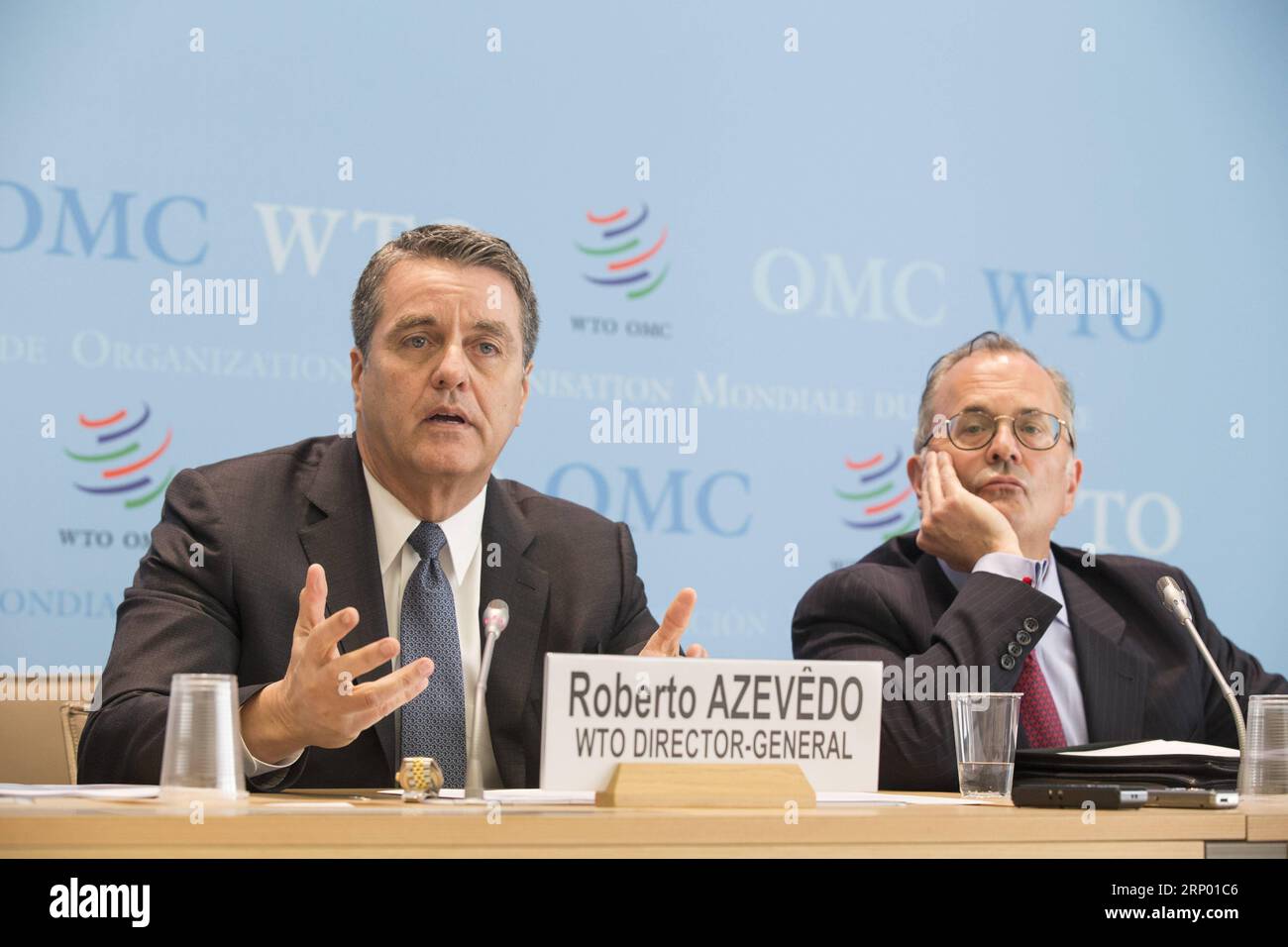 Globalgrowth hi-res stock photography and images - Alamy