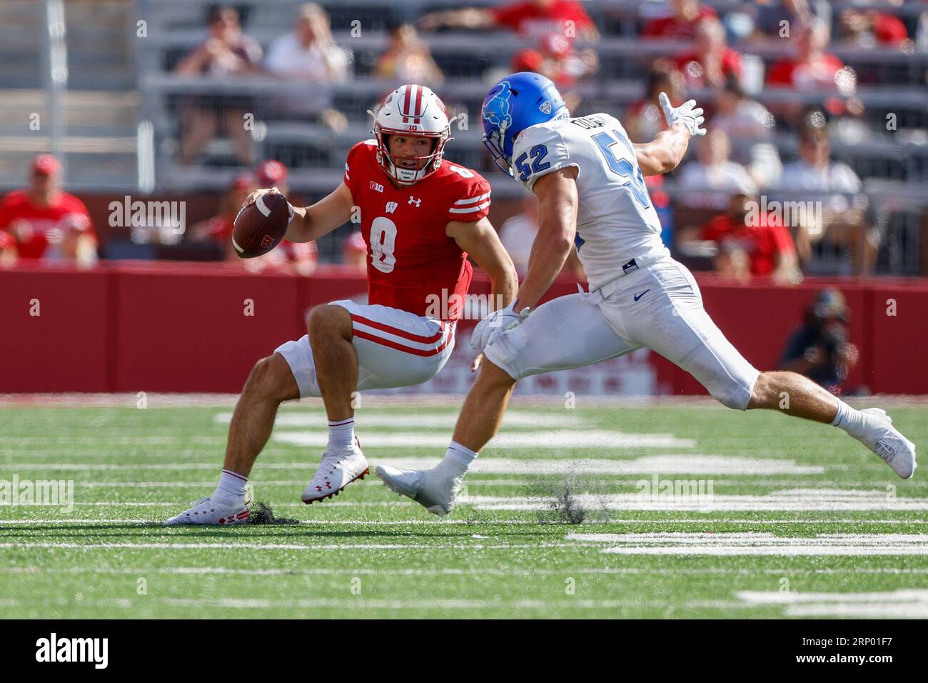 Madison, WI, USA. 2nd Sep, 2023. Wisconsin Badgers quarterback Tanner ...